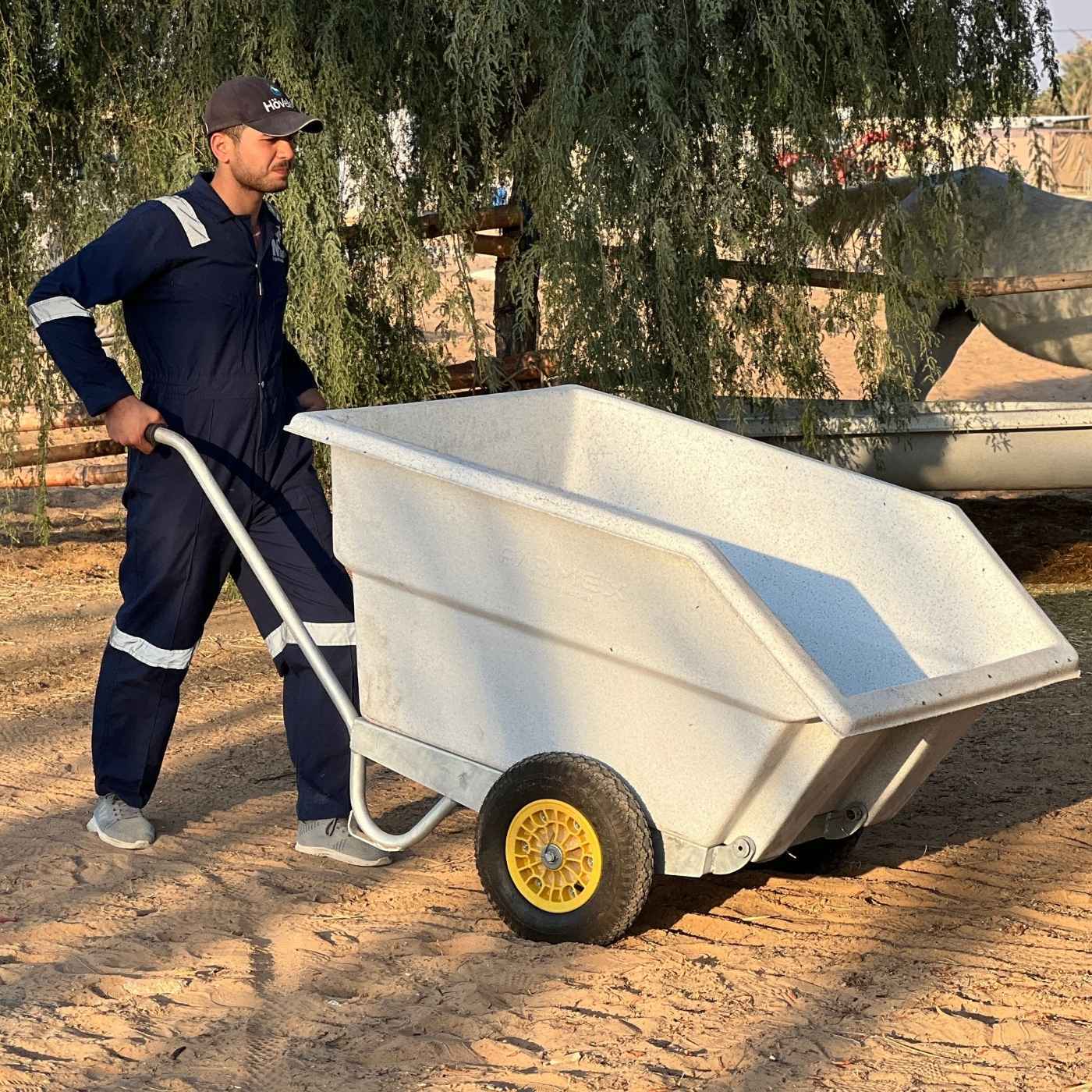farmex Wheelbarrow Suppliers in UAE - Dubai